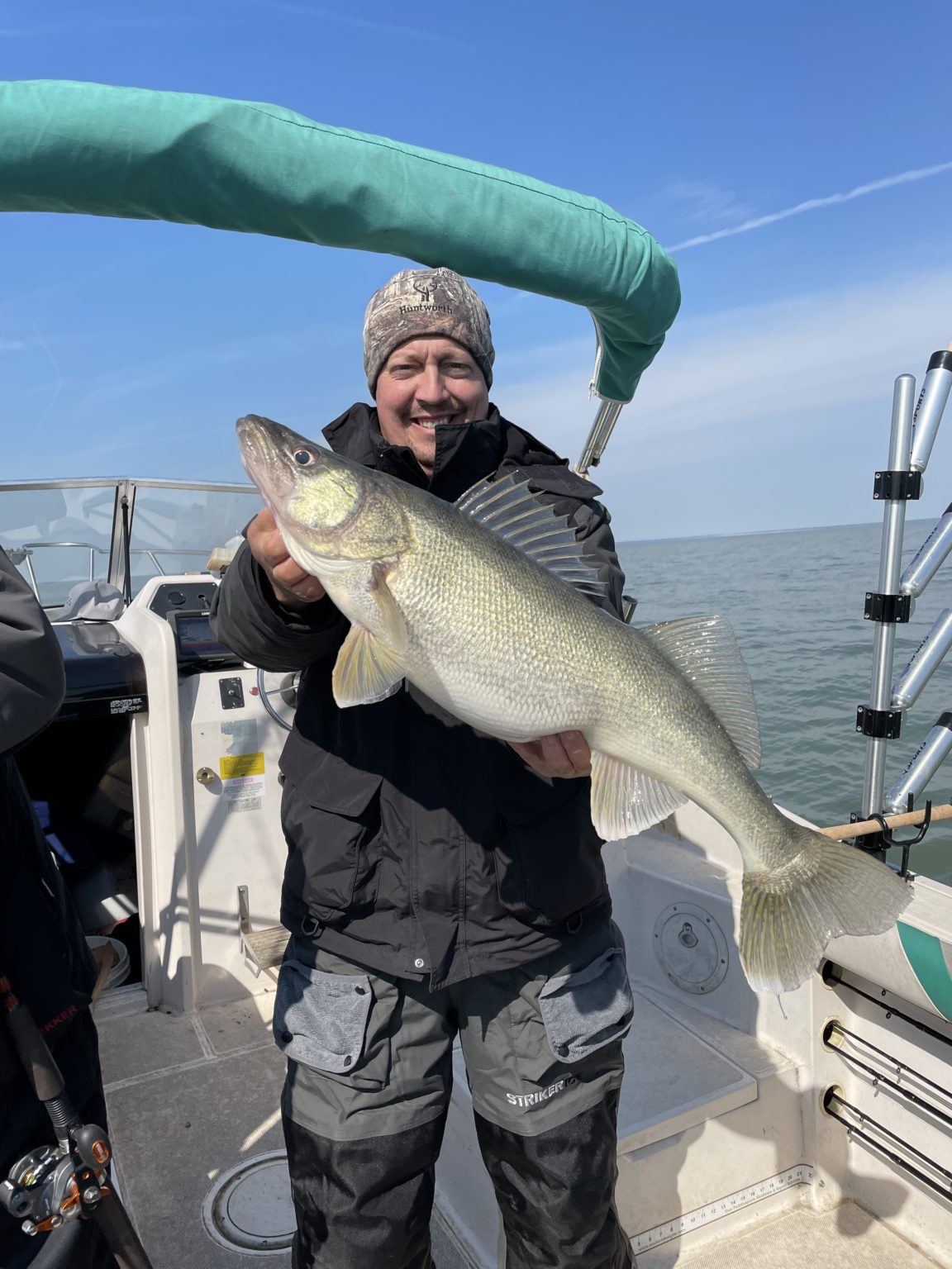 The Large Walleyes are Biting! | Walleye Sport